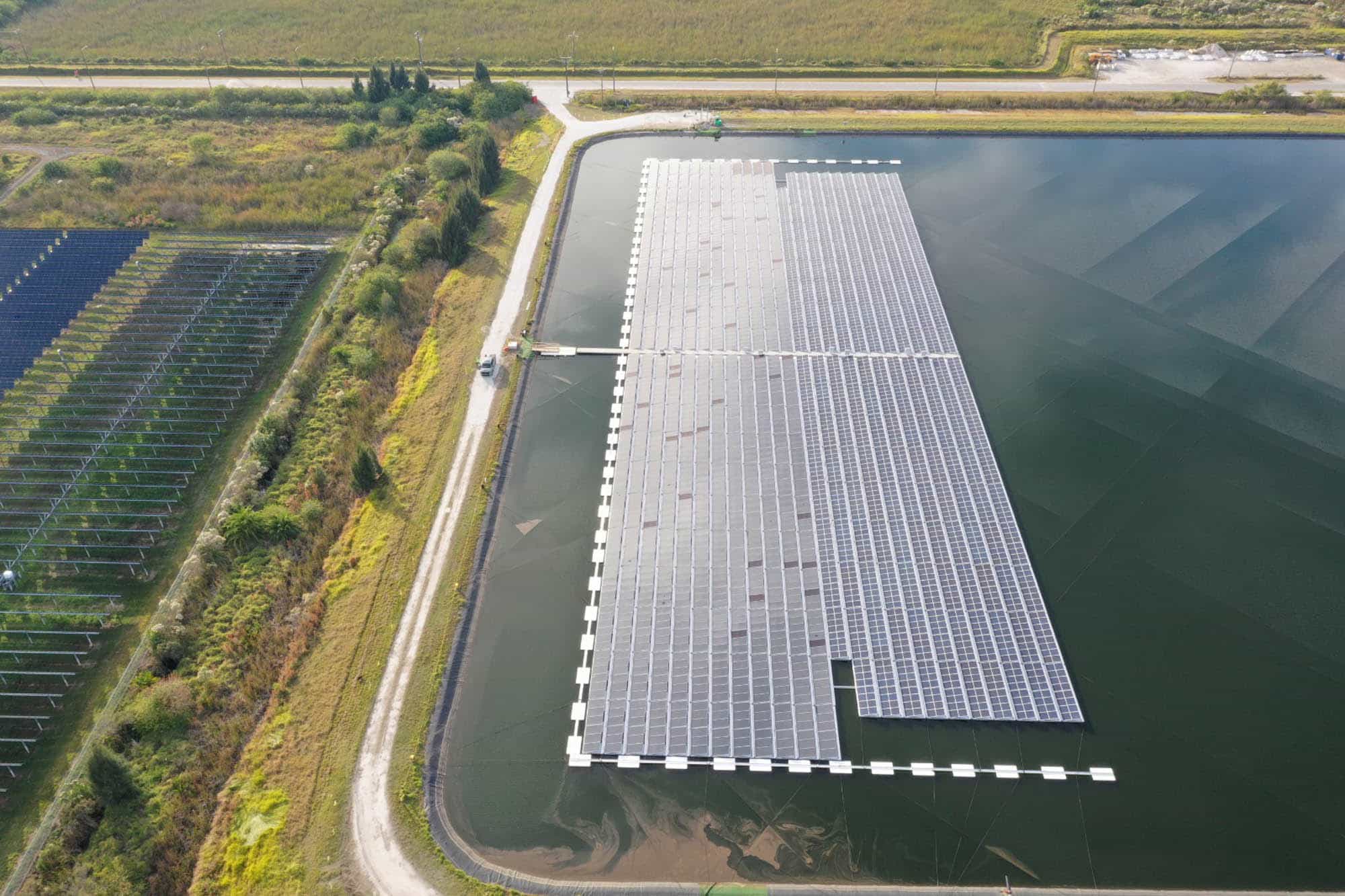 Floating Solar Systems - Accusolar
