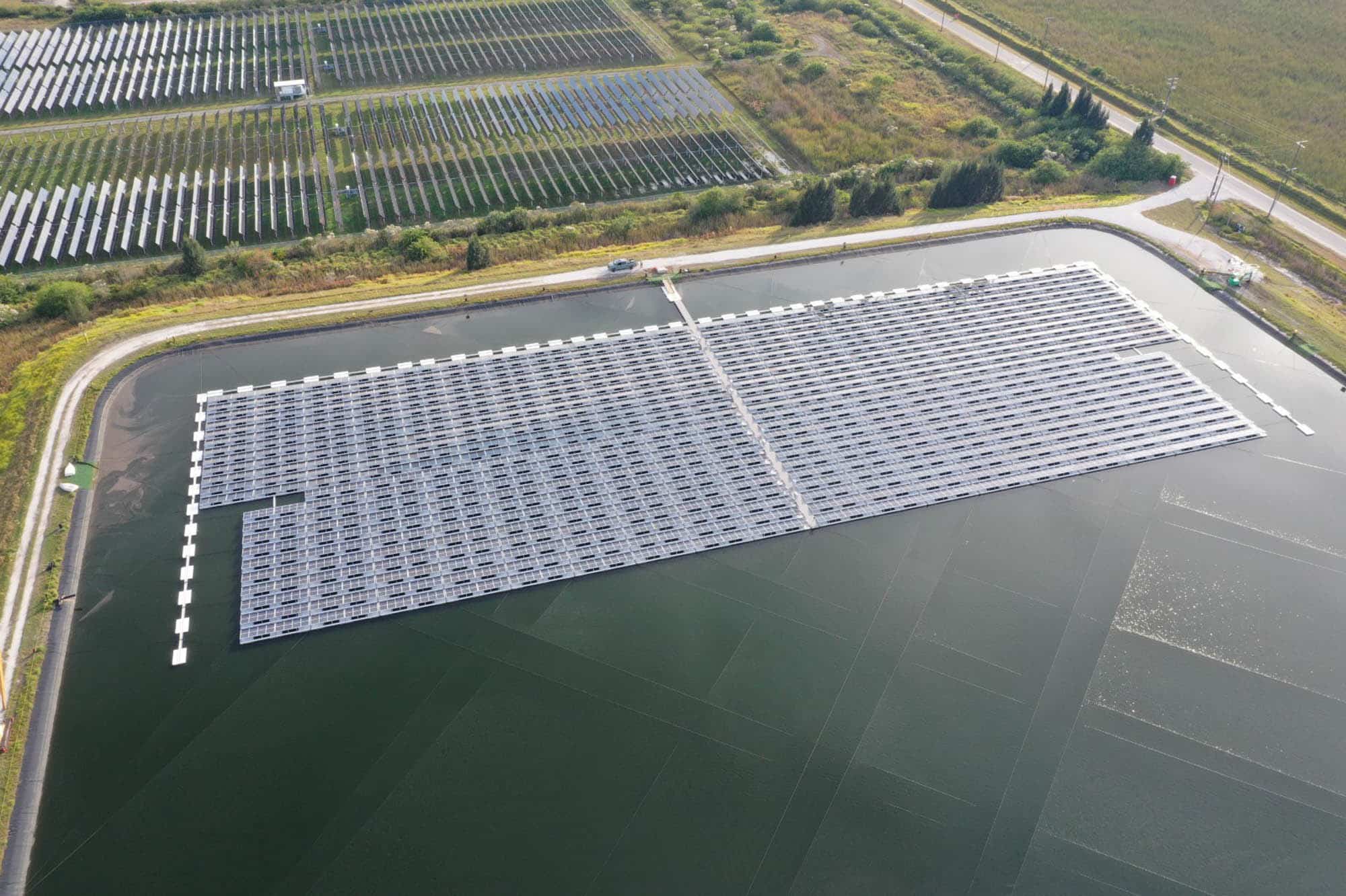 Why Choose Floating Solar? Accusolar's Innovative Energy Solutions