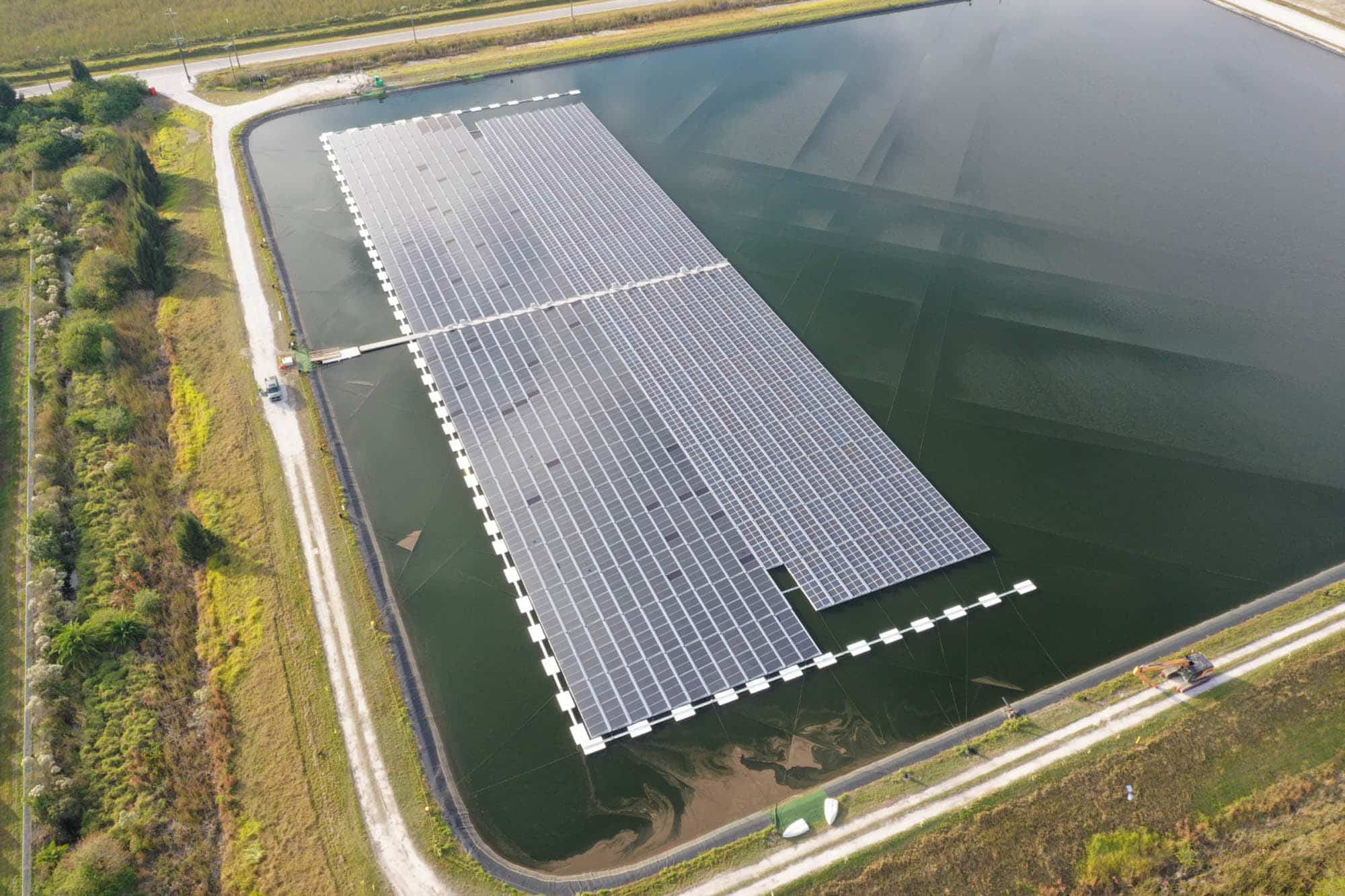 Floating Solar Systems - Accusolar