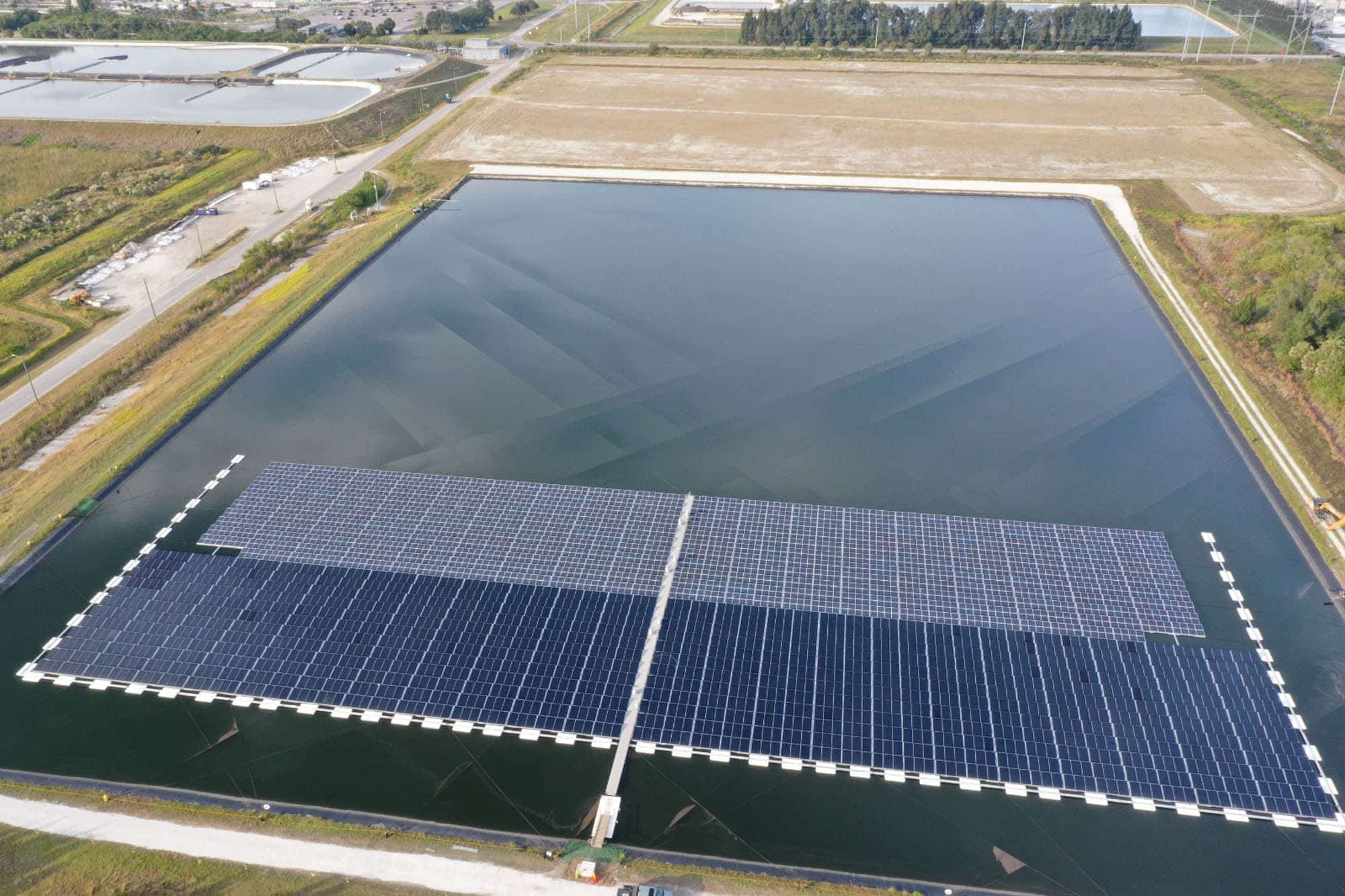 Why Choose Floating Solar? Accusolar's Innovative Energy Solutions