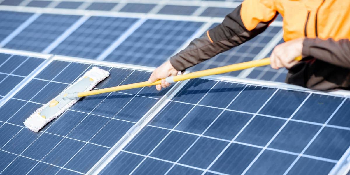 Solar Panel Cleaning for Floating Solar Systems: Methods, Equipment ...